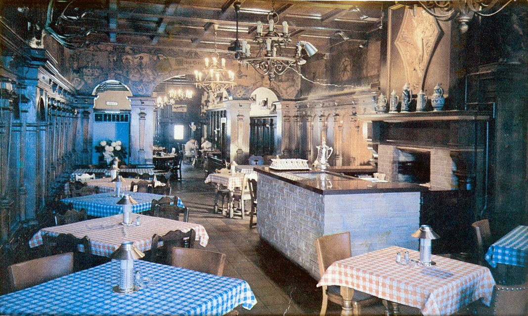 Italian Goulash from the Pickwick in Duluth - History Hotdish